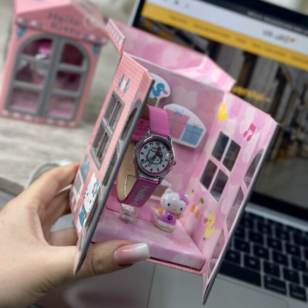 Hello Kitty vaikiškas laikrodis su figūrėle ir nameliu - B2B Va Jai
